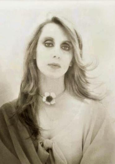 شاهد.. صور فيروز بين الأمس واليوم فى عيد ميلادها الـ 85 - اليوم السابع